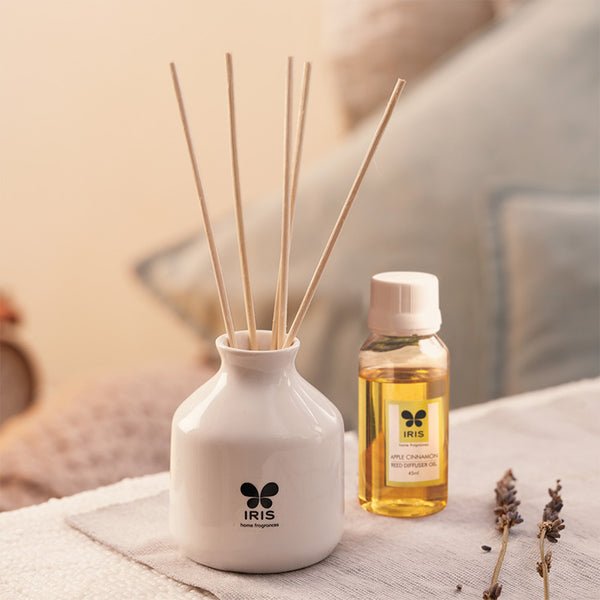 IRIS Apple Cinnamon Reed Diffuser Set — Mango